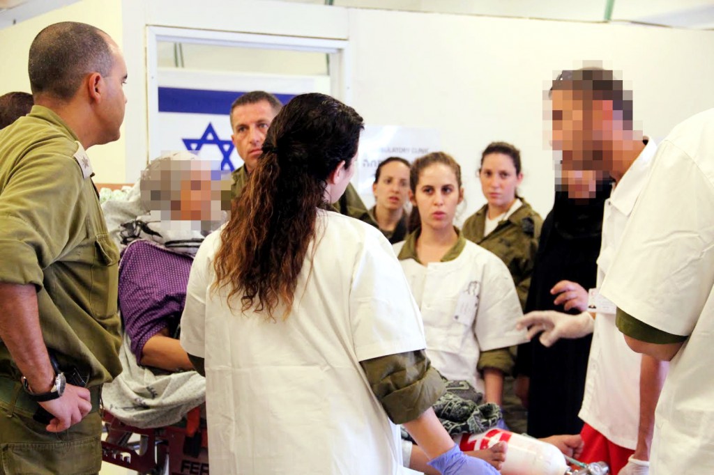 Israel Sets Up Military Field Hospital to Treat Gaza Wounded ...