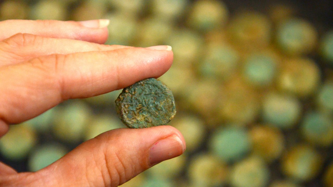 Treasure Trove of Temple Era Coins Found | Messianic Bible