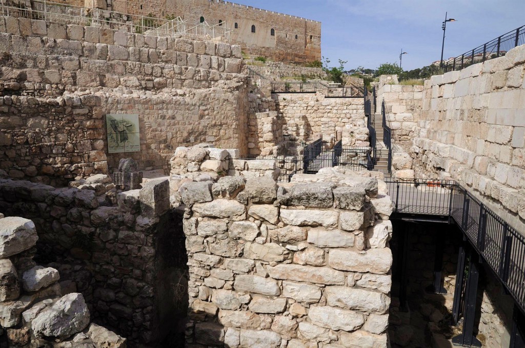 Archaeologists Find Royal Seal of King Hezekiah | Messianic Bible