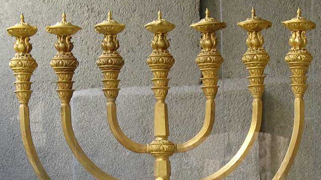 Discover Yeshua as the Shamash, Servant of the World | Messianic Bible